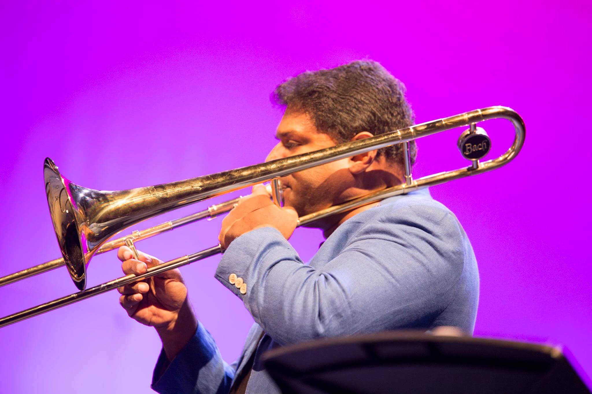 Isai Plugged-in | Tamil music show with Devan & Dilukshan - Thamarai