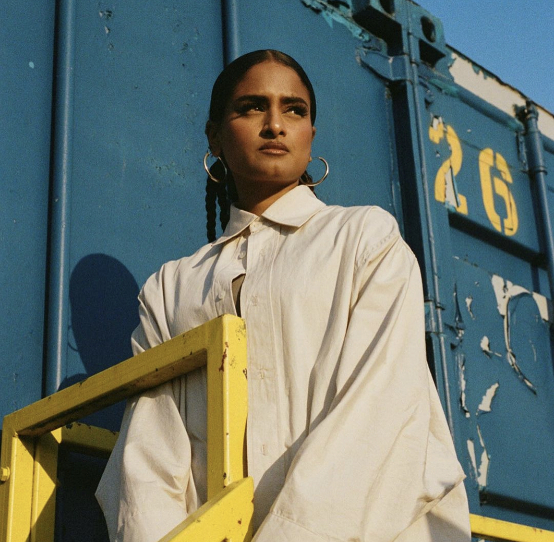 Swiss Tamil Priya Ragu to release Santhosam via Warner Records