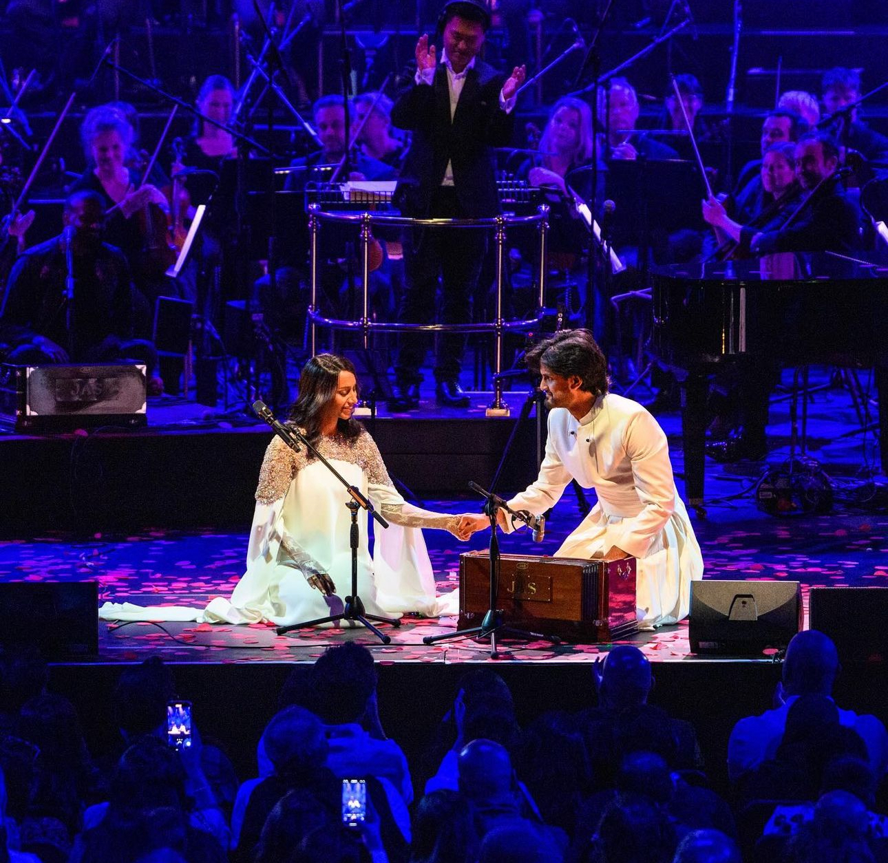 Abi Sampa headlines Qawwali concert at Royal Albert Hall