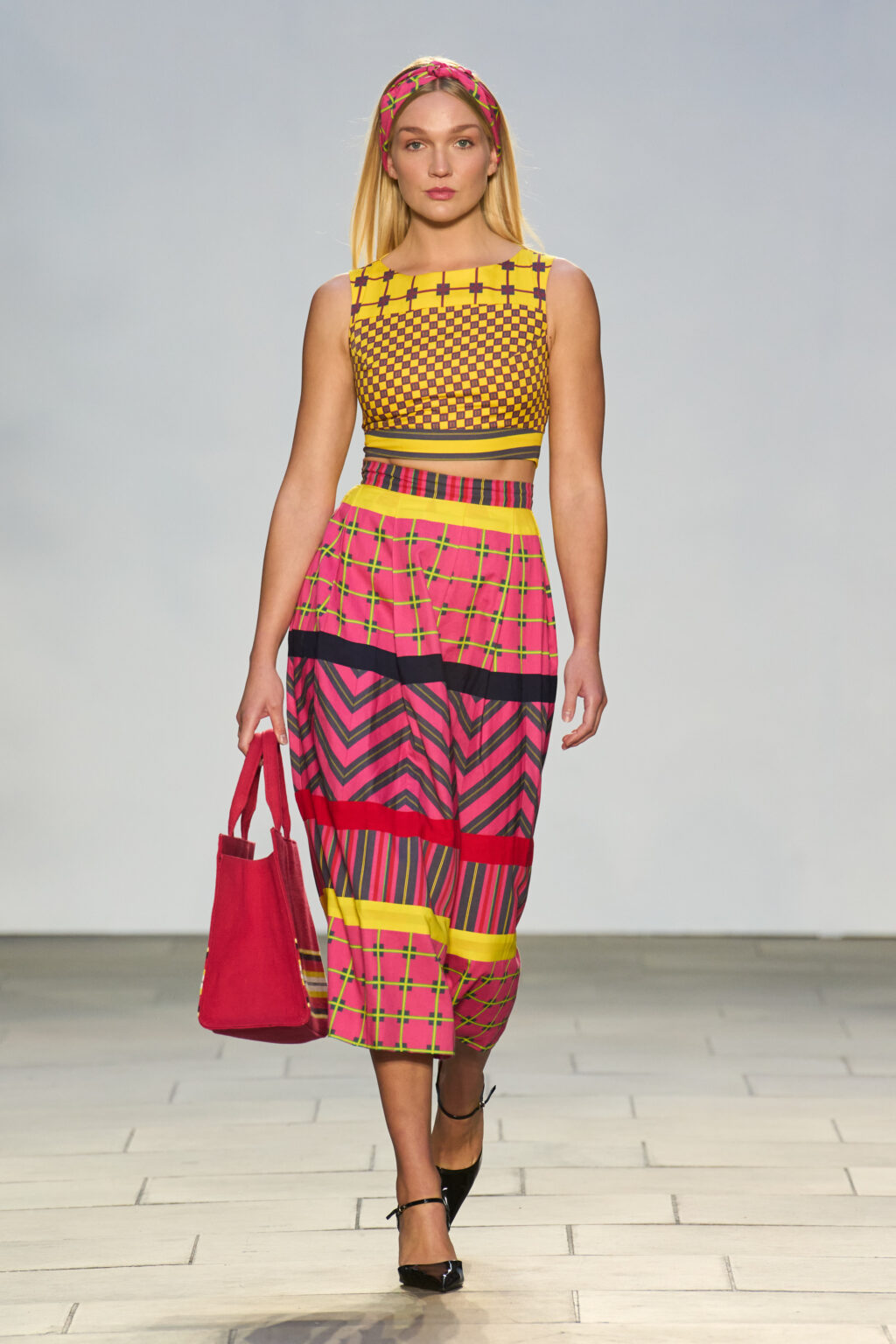 Tamil designer presents Tamil art at London Fashion Week 2025